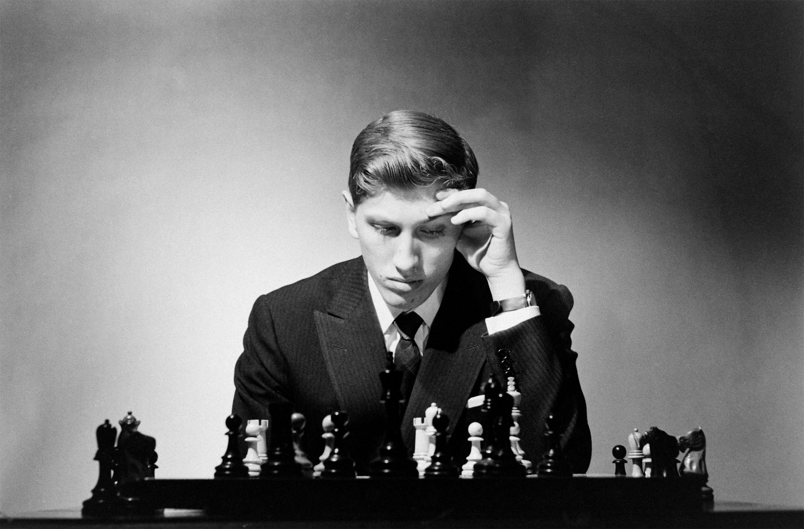 Bobby Fischer: Thiên Tài Cờ Vua Với Cuộc Đời Nhiều Biến Động